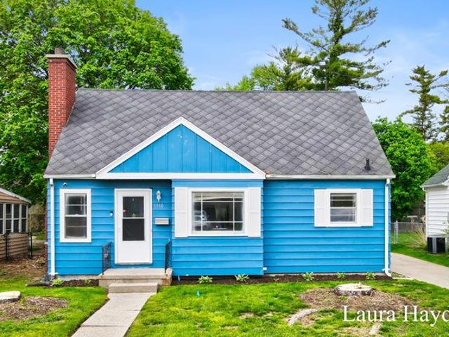 1910 Gordon Ave, Lansing, MI 48910