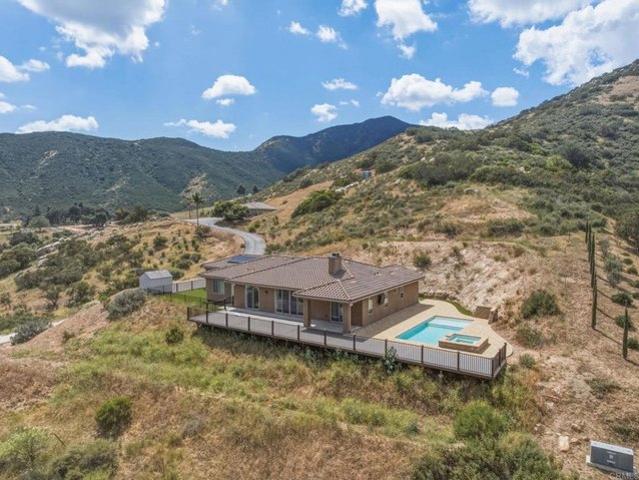 1910 Harbison Canyon Rd, El Cajon, CA 92019