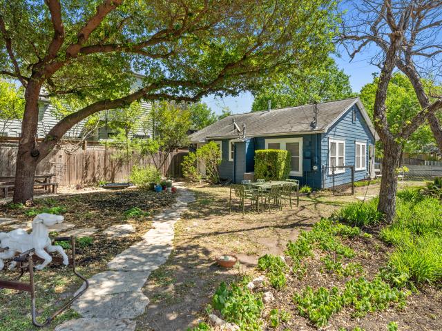 1910 Kinney Ave, Austin, TX 78704 | MLS #5596