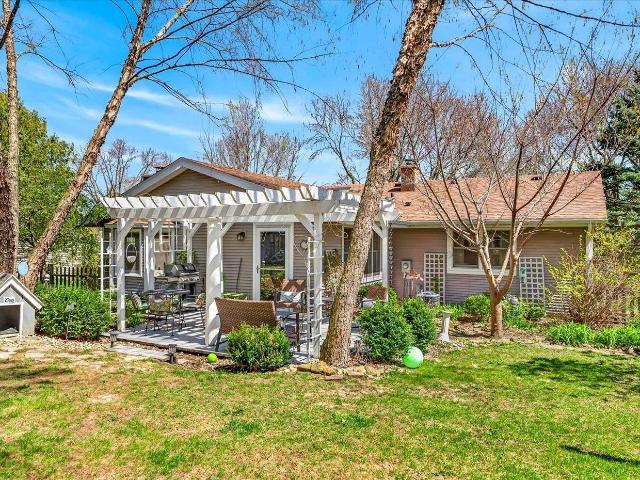 1910 La Sierra Way