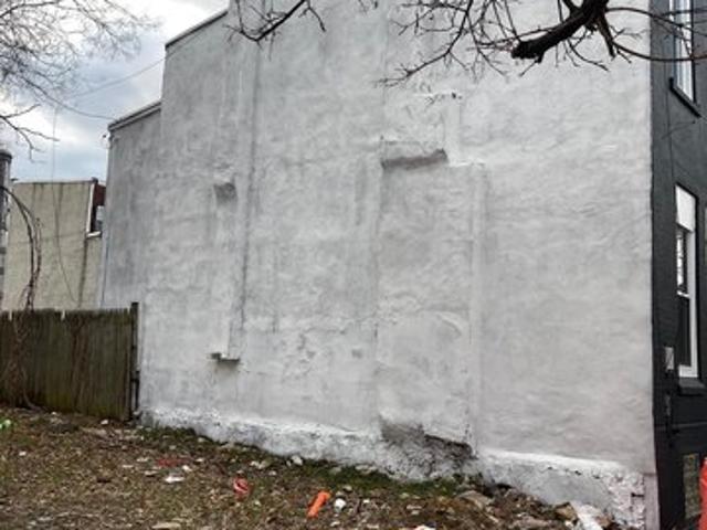 1910 Page St, Philadelphia, PA 19121