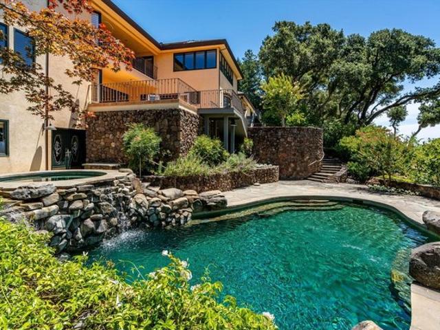 1910 Ridgeview Ln, Saint Helena, CA 94574