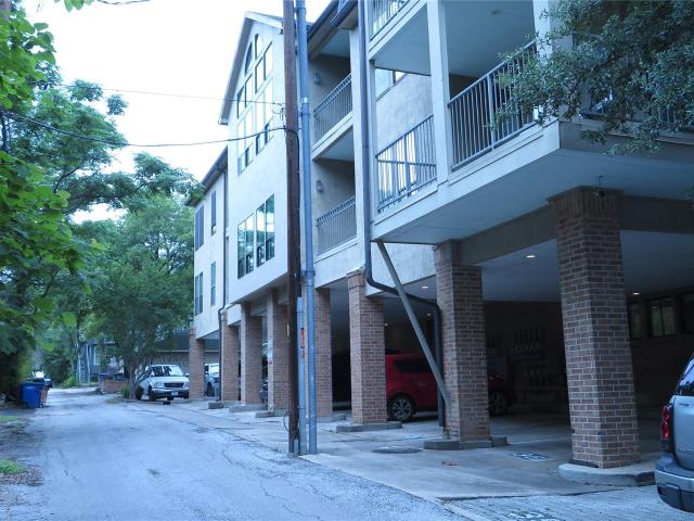 1910 Robbins Place Pl # 202