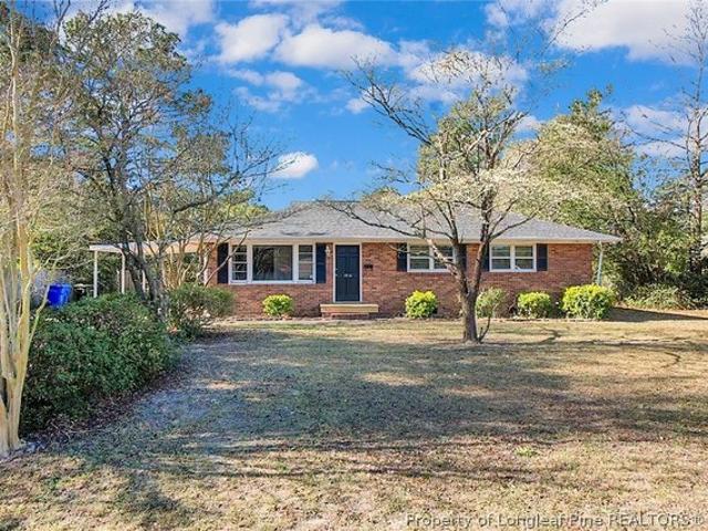 1910 Stockton Dr, Fayetteville, NC 28304