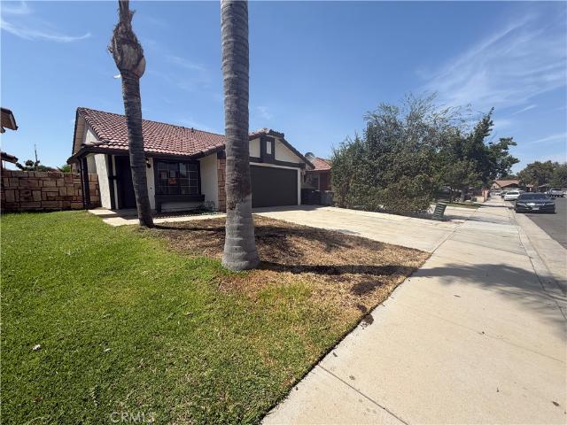 1910 Summertree Drive
