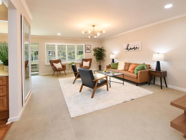 1910 Skycrest Dr 5