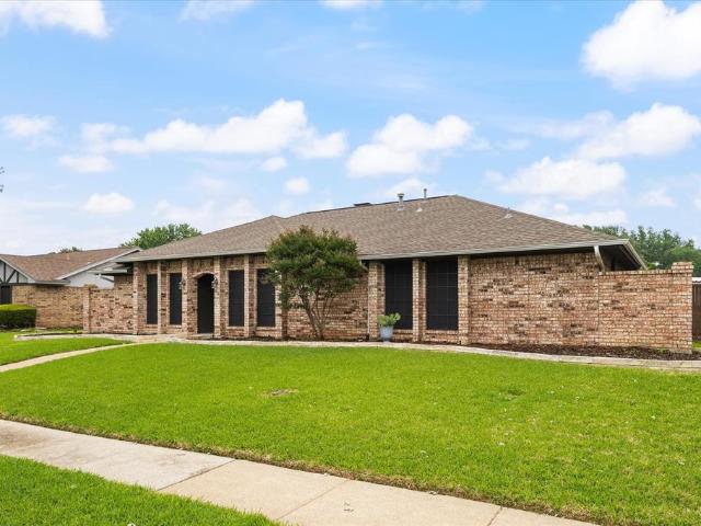 1910 Vista Oaks Dr, Carrollton, TX 75007 | MLS #21253 | Compass