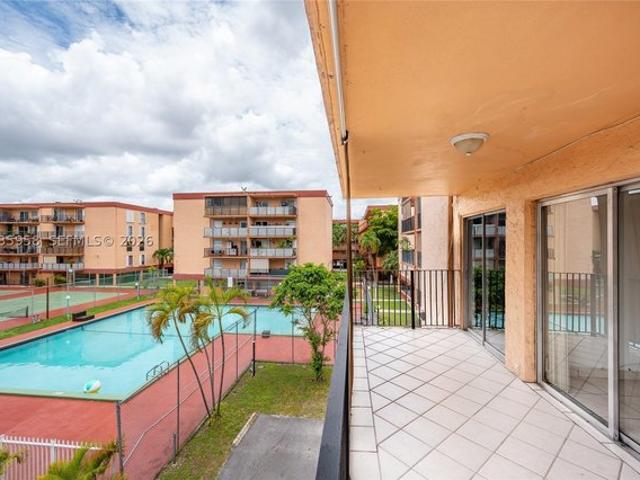 1910 W 56th St Apt 3219, Hialeah, FL 33012