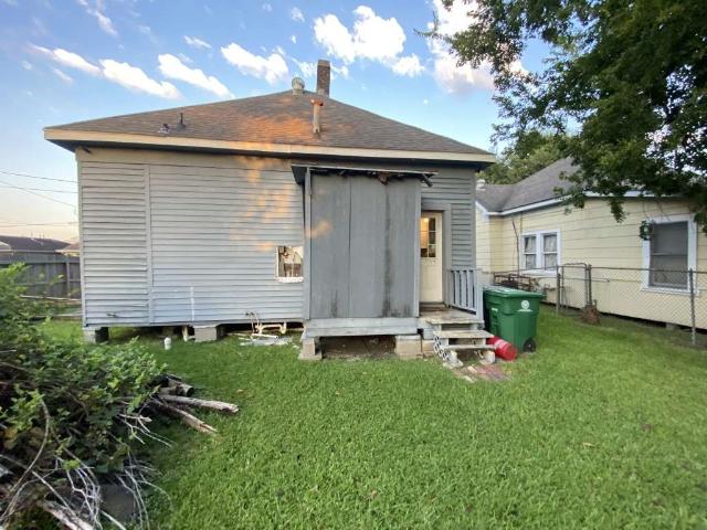 1910 Worms St, Houston, TX 77020 | MLS #93004