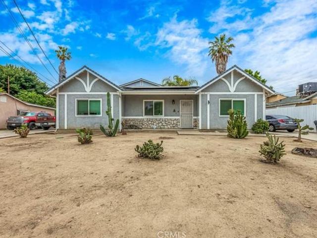 19111 Arminta St, Reseda, CA 91335