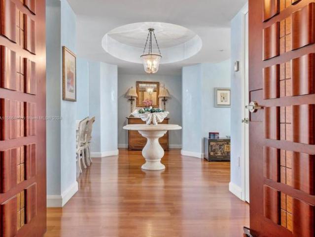 19111 Collins Ave #506, Sunny Isles Beach, FL 33160