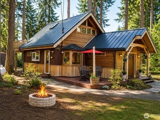 19112 SW 19th St, Lakebay, WA 98349