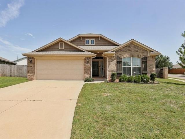 19117 Hecho Dr, Edmond, OK 73012