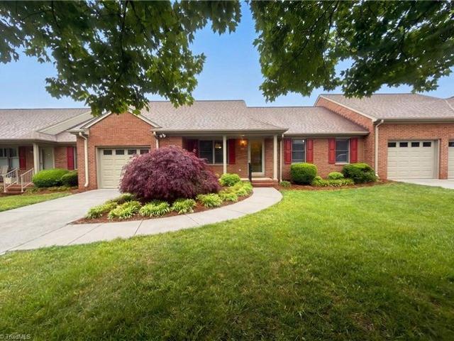 1911 Meadow Green Dr, Graham, NC 27253