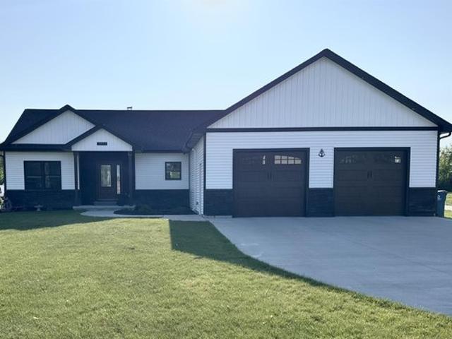 1911 N Se Boutell Rd, Essexville, MI 48732