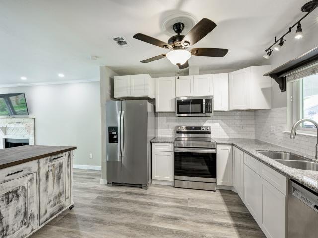 1911 N Red Cedar Circle