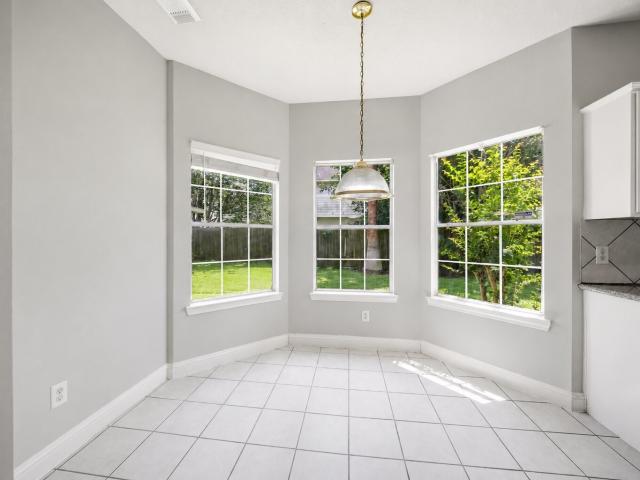 1911 Oak Hollow Court