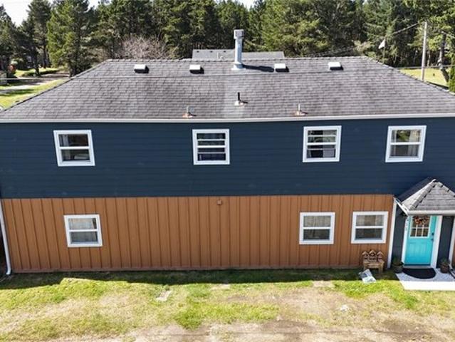 1911 Ocean Beach Blvd S, Long Beach, WA 98631
