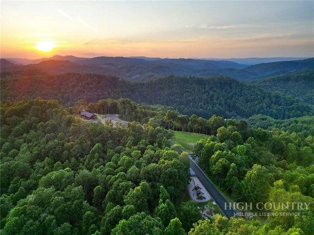 1911 at Cranberry Lot 177, Elk Park, NC 28622