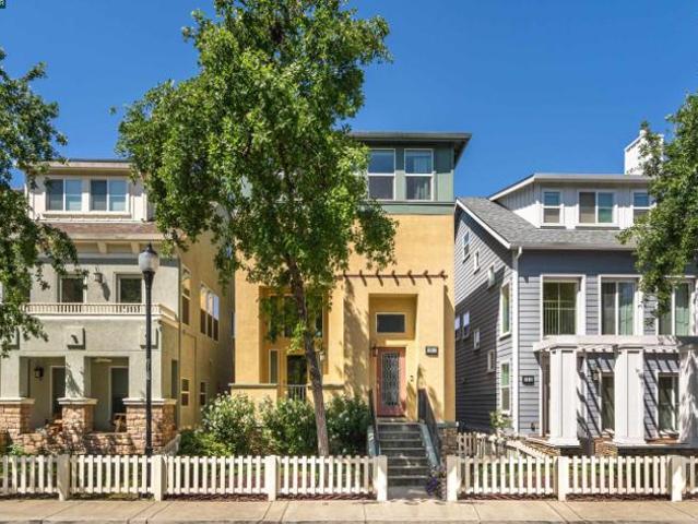 1911 Beach St, Concord, CA 94519