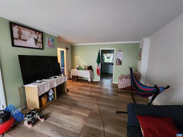 1911 Cedar Hill Rd