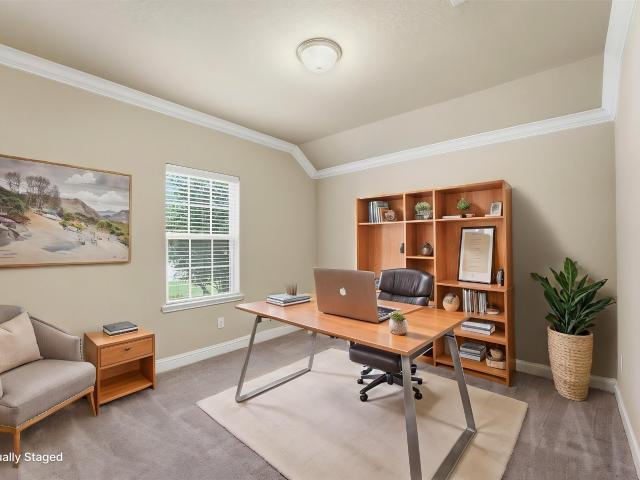 1911 Cedar Ridge Lane