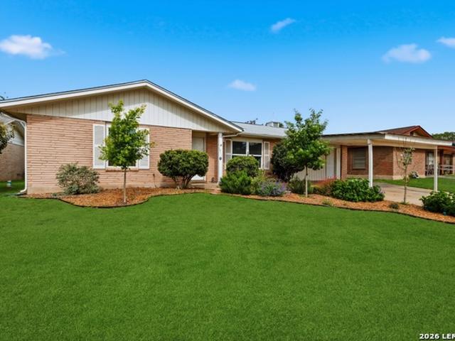 1911 Dellhaven Dr