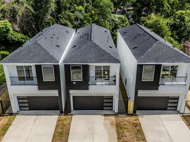 1911 Dewalt St, Houston, TX 77088