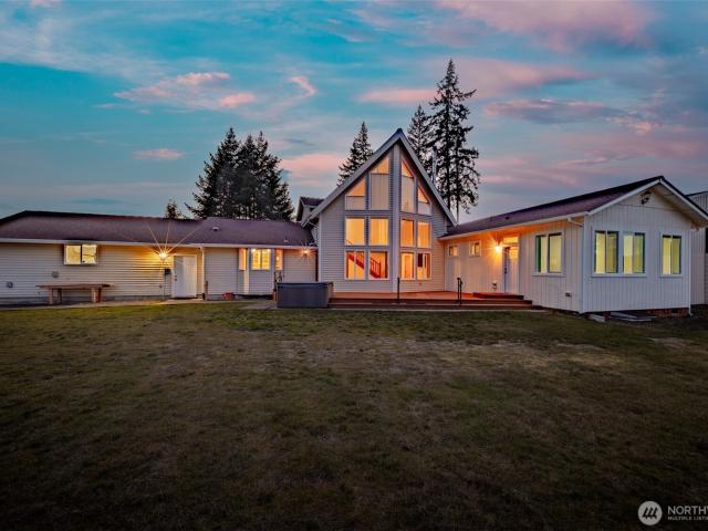 1911 E Island Lake Drive