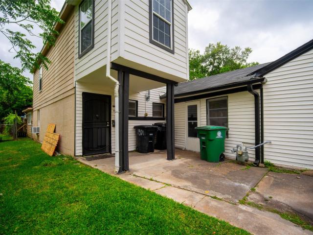 1911 Forest Hill Blvd, Unit 2, Houston, TX 77023 | MLS #31436 | Compass