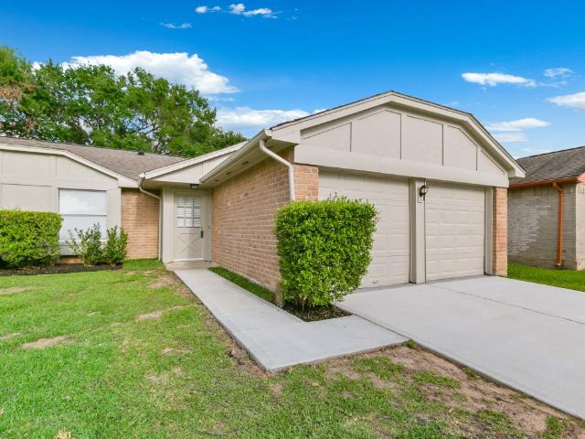 1911 Highcrest Drive