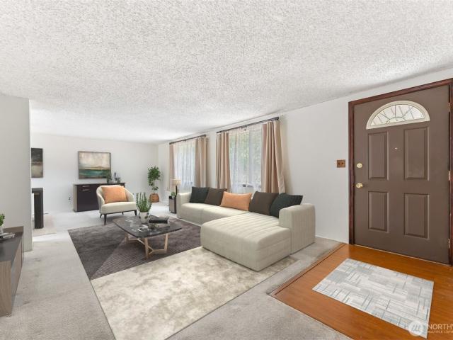 1911 Jacobsen Boulevard NE