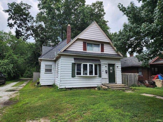 1911 Leer St, South Bend, IN 46613