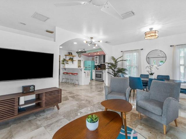 1911 Parker Ave, West Palm Beach, FL