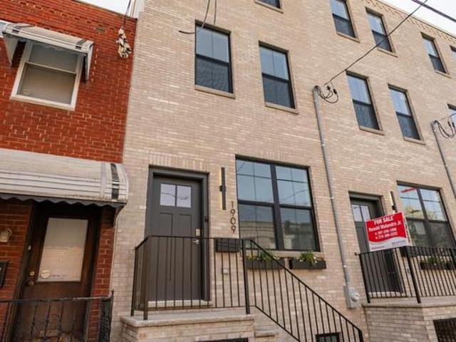 1911 S 12Th Street