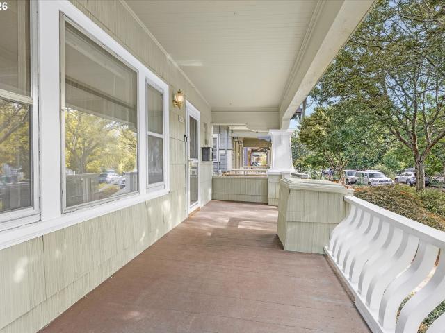 1911 SE 42ND AVE