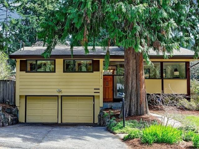 1911 th Ave NW, Shoreline, WA 98177