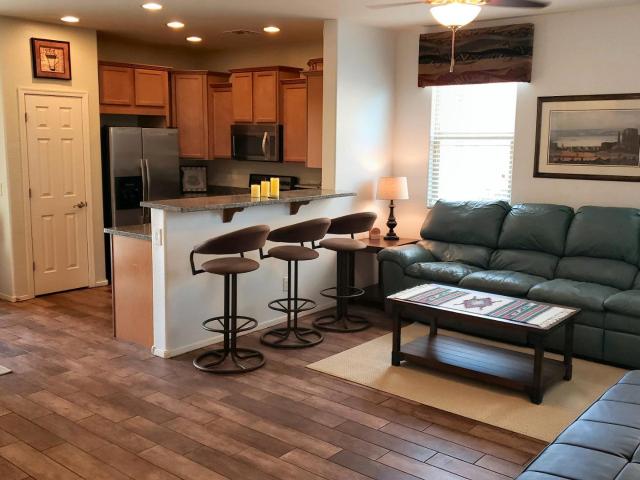 1911 W Half Moon Circle