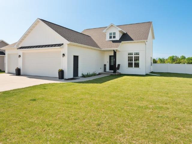 1911 white dove lane