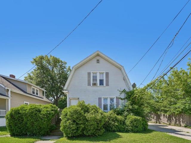 1911 43rd St, Kenosha, WI 53140