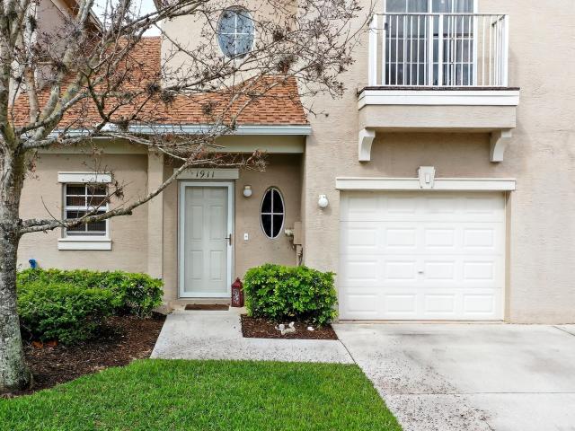 1911 77th Dr, Vero Beach, FL 32966 | MLS #R11169