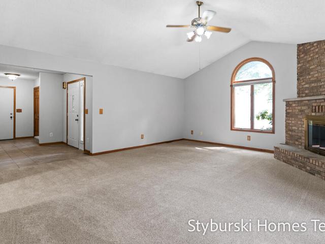 19127 W Spring Lake Road