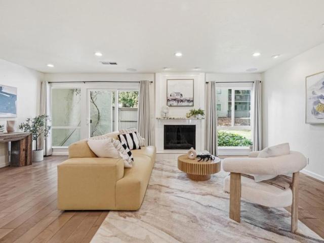 19124 Vineyard Lane