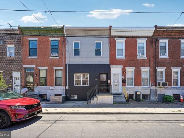 1912 Moore St, Philadelphia, PA 19145