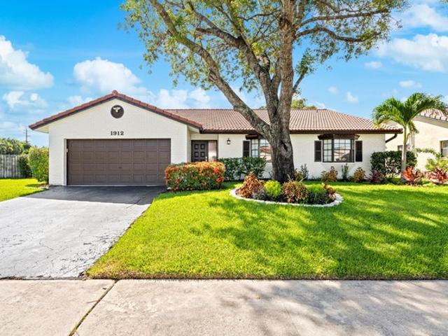 1912 NW 77th Ave, Margate, FL 33063