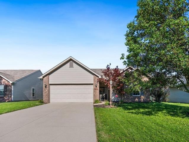 1912 Black Bear Dr, Fort Wayne, IN 46808