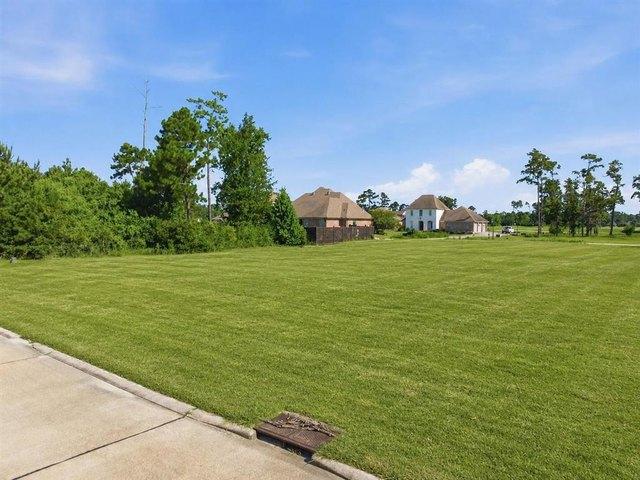 1912 Bobby Jones Way, Westlake, LA 70669