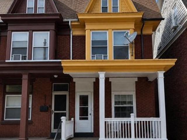 1912 Chestnut St, Harrisburg, PA 17104