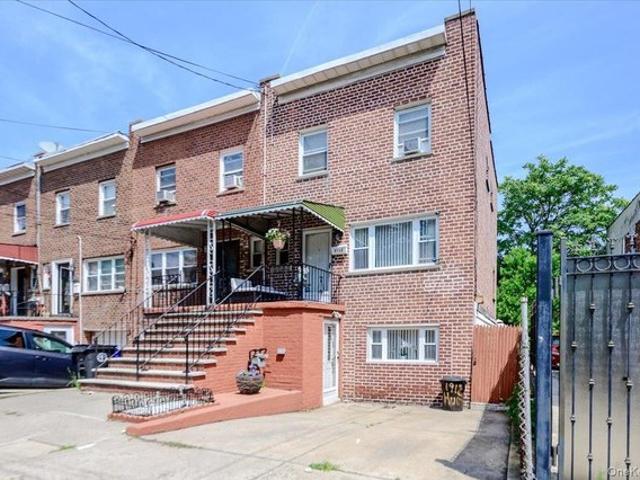 1912 Hunt Ave, Bronx, NY 10462