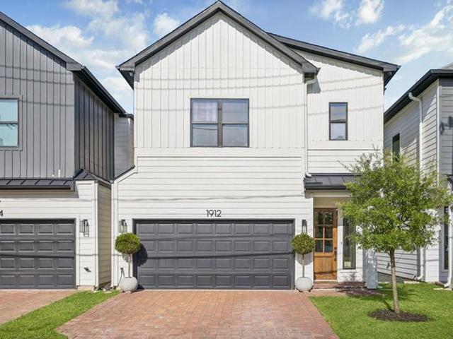 1912 Hoskins Dr, Houston, TX 77080
